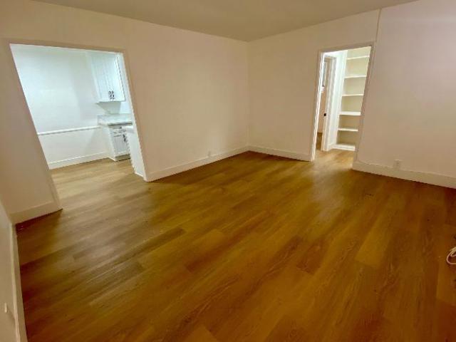 1 Br, 1 bath, Condo 5840 Gregory Ave