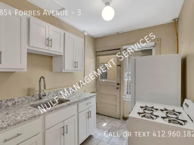1 Br, 1 bath, Condo 5854 Forbes Avenue