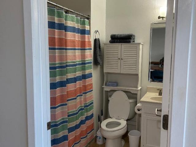 1 Br, 1 bath, Condo 5885 Colorado Ave NW