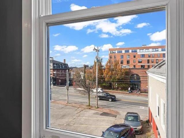 1 Br, 1 bath, Condo 58 Portland Street