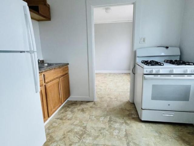 1 Br, 1 bath, Condo 5910 West 26th Street