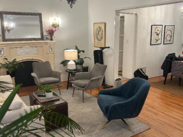 1 Br, 1 bath, Condo 5924 W 2nd Street