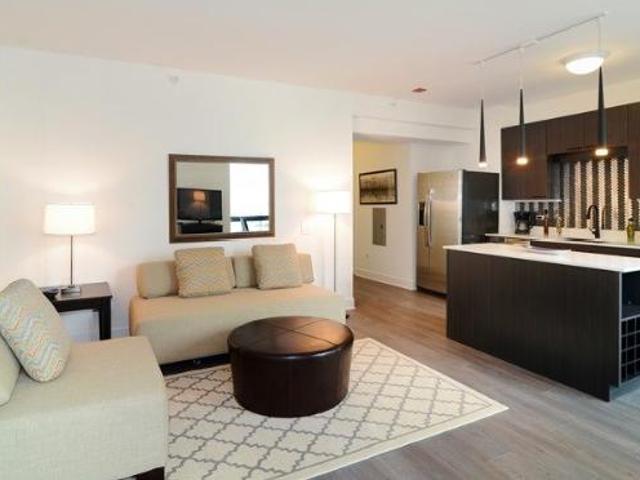 1 Br, 1 bath, Condo 59 East Lake St