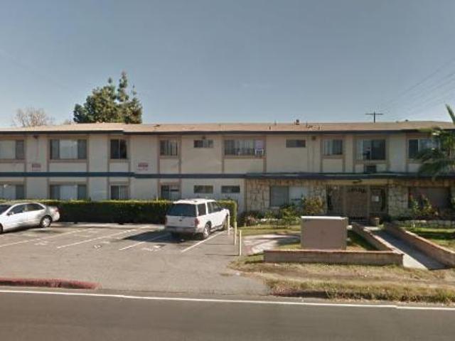 1 Br, 1 bath, Condo 6000 Fulton Ave