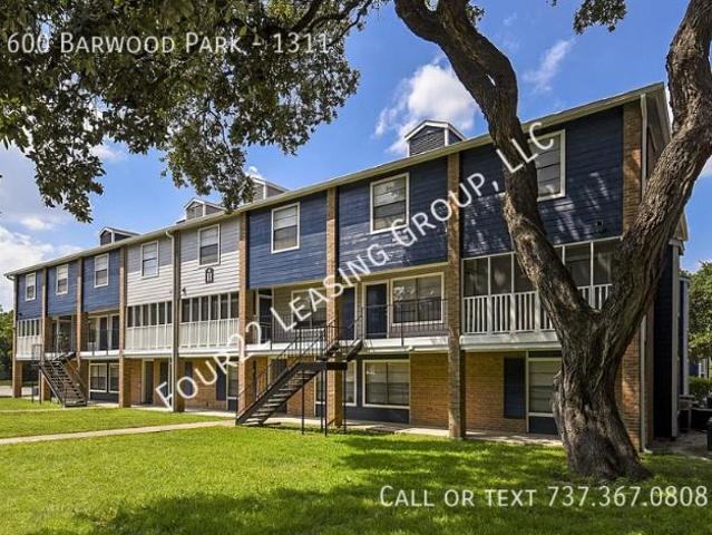 1 Br, 1 bath, Condo 600 Barwood Park