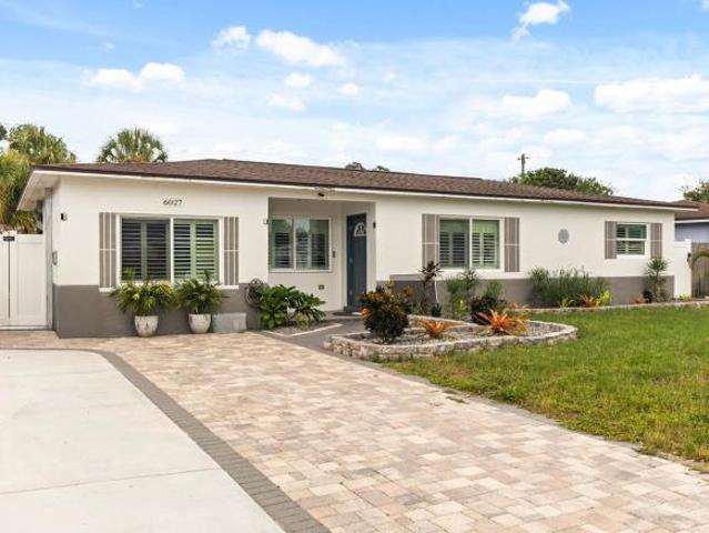 1 Br, 1 bath, Condo 6027 43rd Terr N