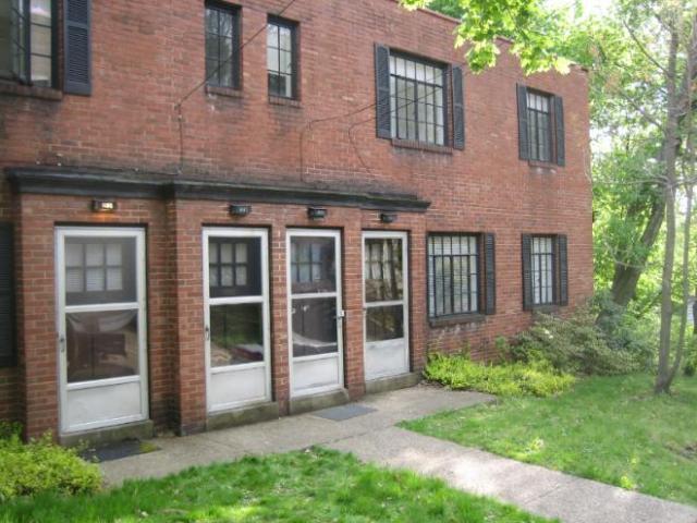 1 Br, 1 bath, Condo 609 Tingley Avenue
