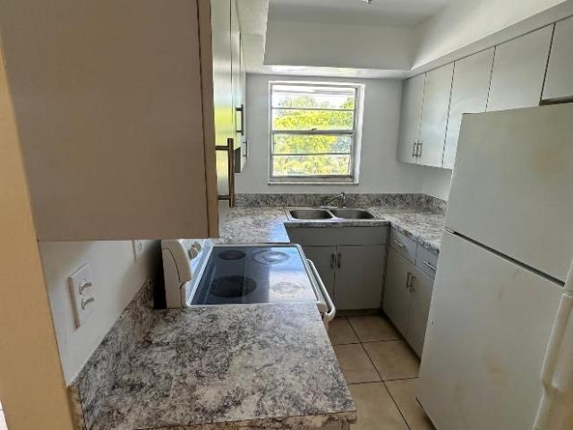 1 Br, 1 bath, Condo 6101 Garfield St
