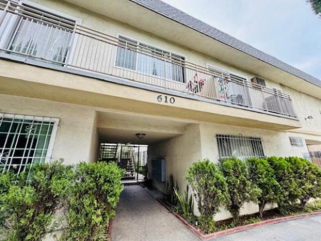 1 Br, 1 bath, Condo 610 N Wilton Place