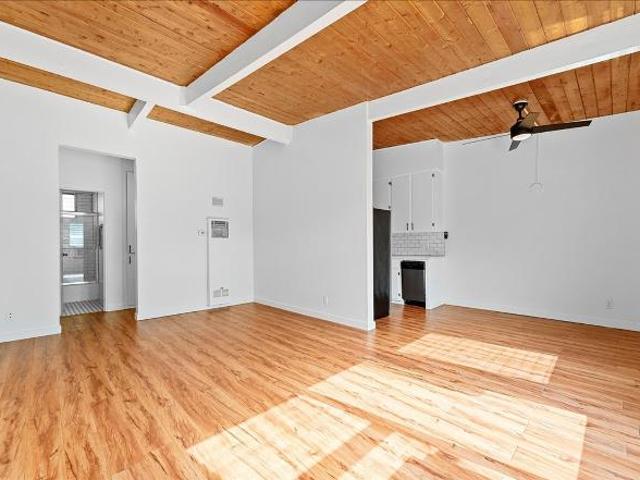 1 Br, 1 bath, Condo 6114 Cahuenga Blvd