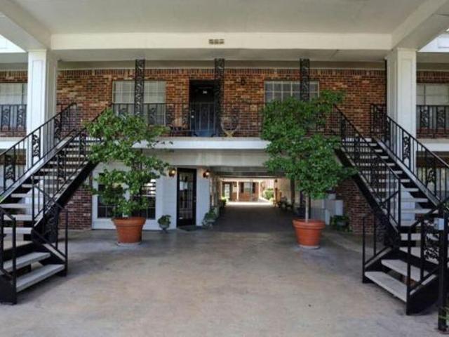 1 Br, 1 bath, Condo 6125 E Wonsley Dr