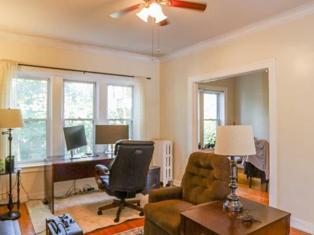 1 Br, 1 bath, Condo 613 Arlington