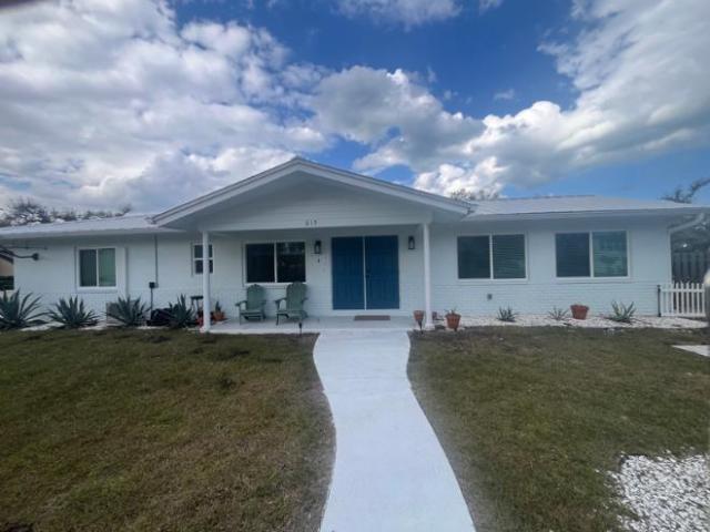 1 Br, 1 bath, Condo 615 Azalea Ln