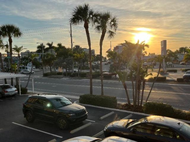 1 Br, 1 bath, Condo 6161 Gulf Winds Blvd