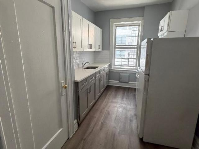1 Br, 1 bath, Condo 61 S Munn Ave