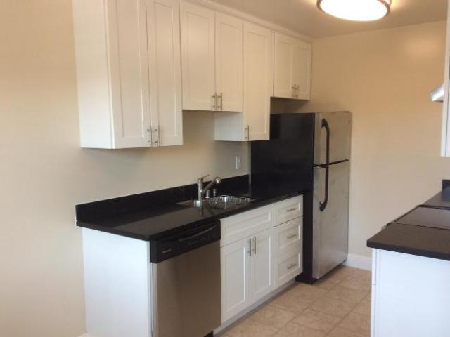 1 Br, 1 bath, Condo 6233 Montecito Blvd