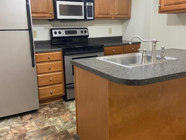 1 Br, 1 bath, Condo 628 1/2 S Main St