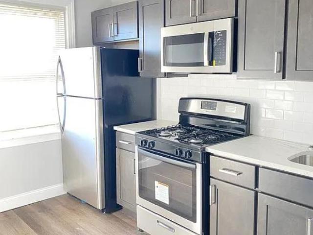 1 Br, 1 bath, Condo 6300 Magnolia St