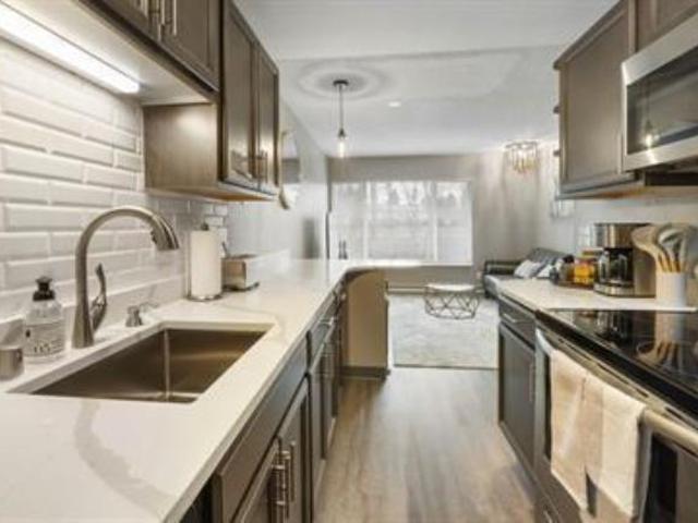 1 Br, 1 bath, Condo 6322 N 26th St