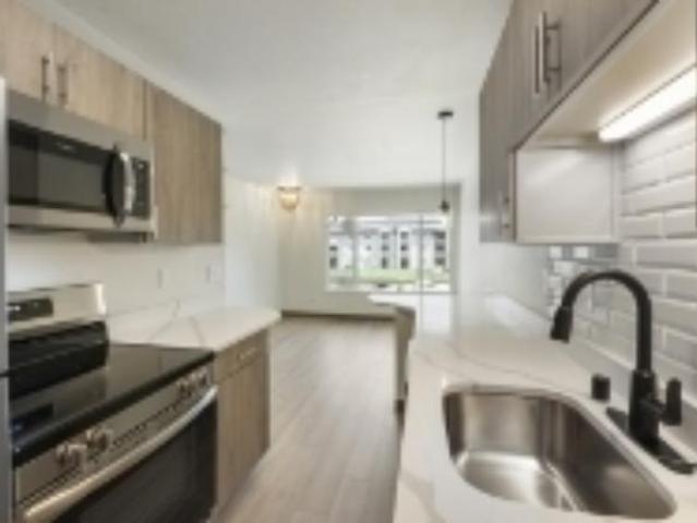 1 Br, 1 bath, Condo 6322 N 26th St