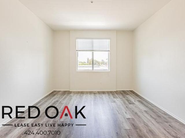 1 Br, 1 bath, Condo 633 W Route 66