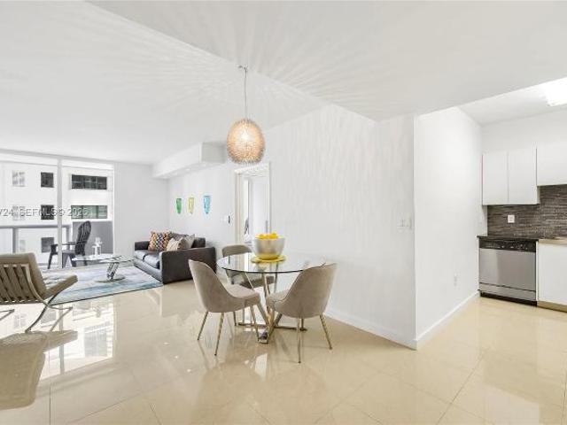 1 Br, 1 bath, Condo 6365 Collins Ave