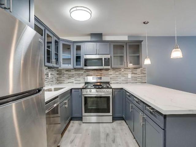 1 Br, 1 bath, Condo 6407 10th Ave