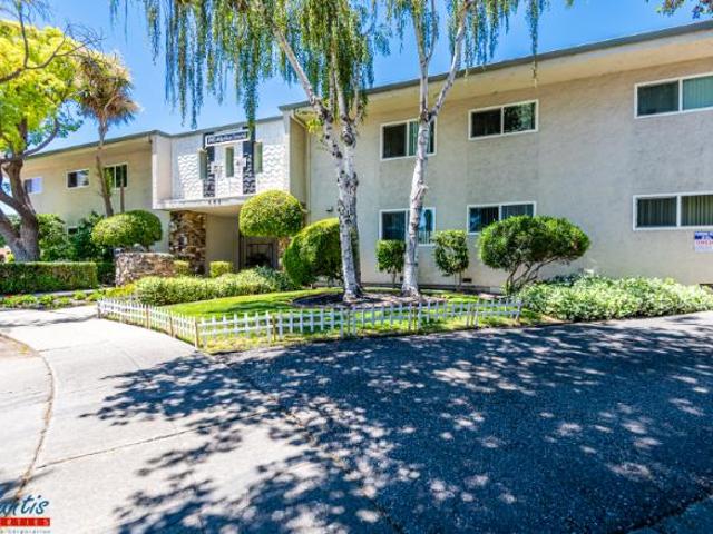 1 Br, 1 bath, Condo 642 Blythe Court