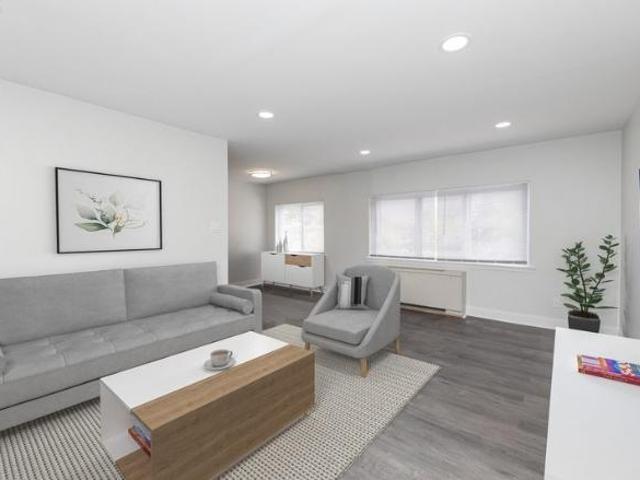1 Br, 1 bath, Condo 6451 Oxford Ave