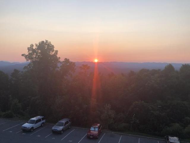 1 Br, 1 bath, Condo 647 Town Mtn Rd