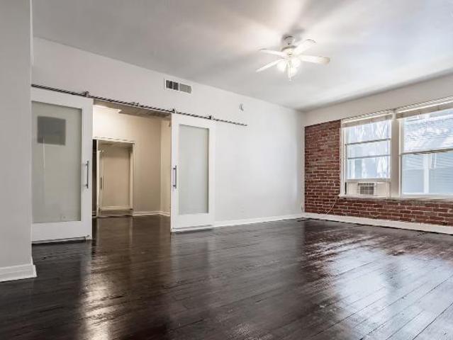 1 Br, 1 bath, Condo 6500 Yucca Street