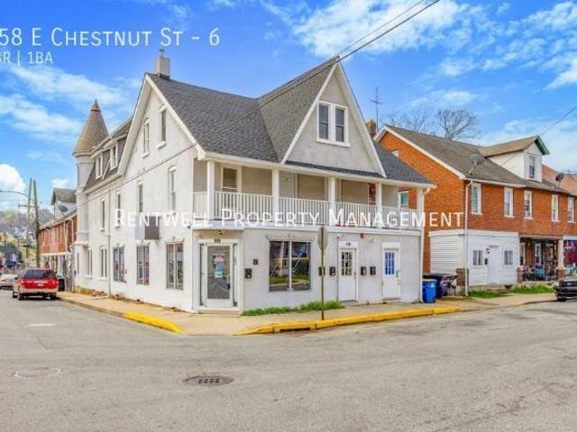 1 Br, 1 bath, Condo 658 E Chestnut St