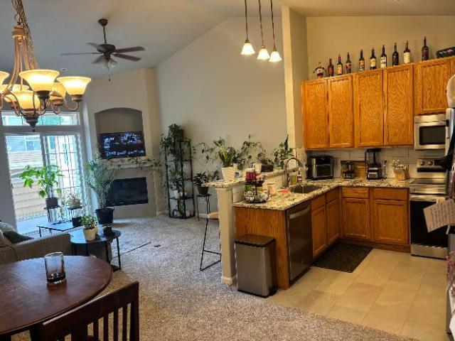 1 Br, 1 bath, Condo 6607 W 3rd
