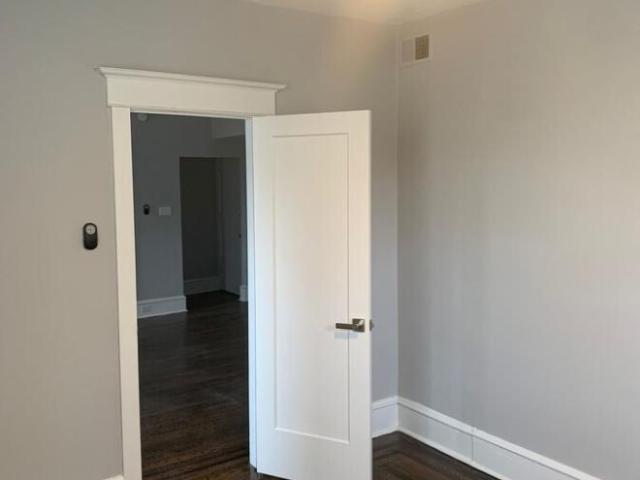 1 Br, 1 bath, Condo 6600 Lincoln Dr