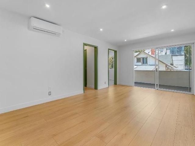 1 Br, 1 bath, Condo 6615 Franklin Ave