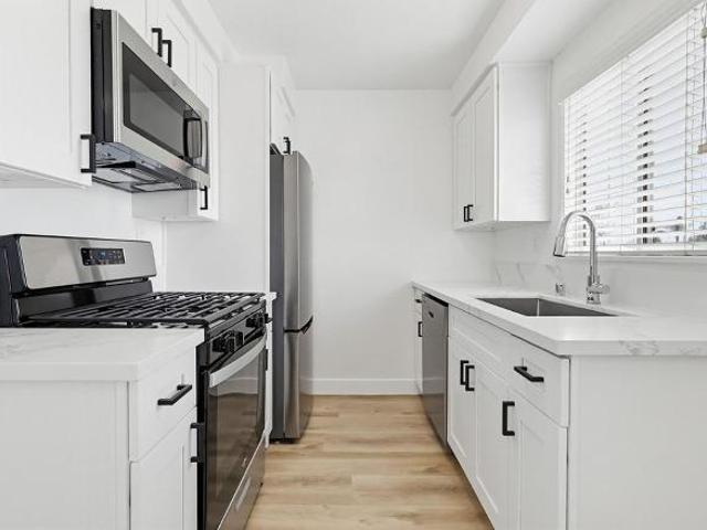 1 Br, 1 bath, Condo 6629 Crenshaw Blvd