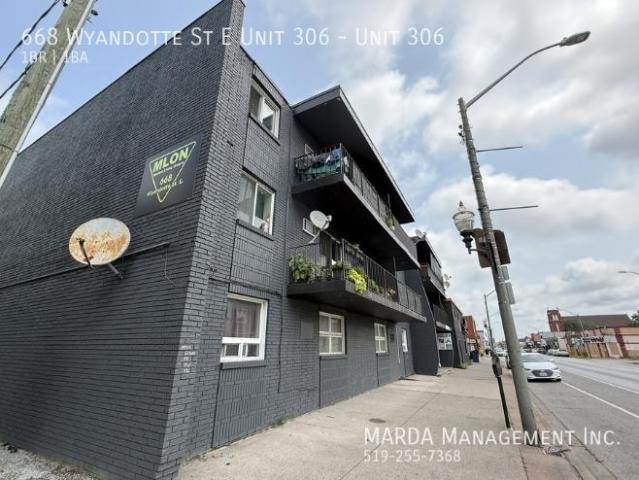 1 Br, 1 bath, Condo 668 Wyandotte St E