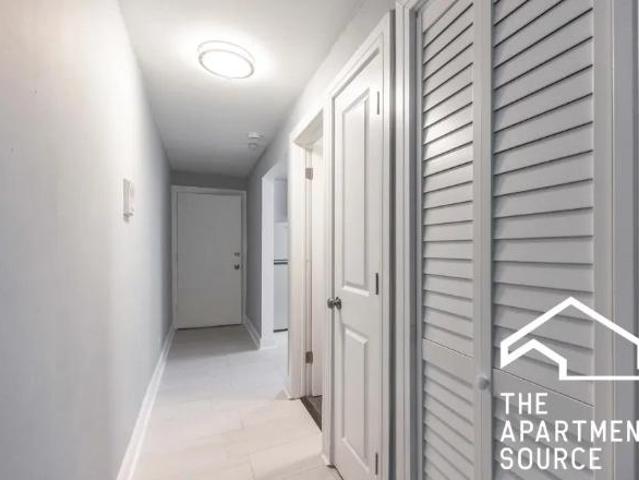 1 Br, 1 bath, Condo 6709 North California Avenue