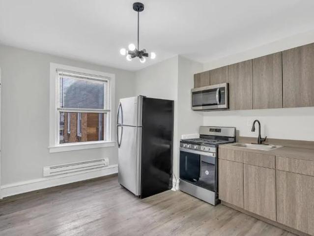 1 Br, 1 bath, Condo 6702 Oakley St