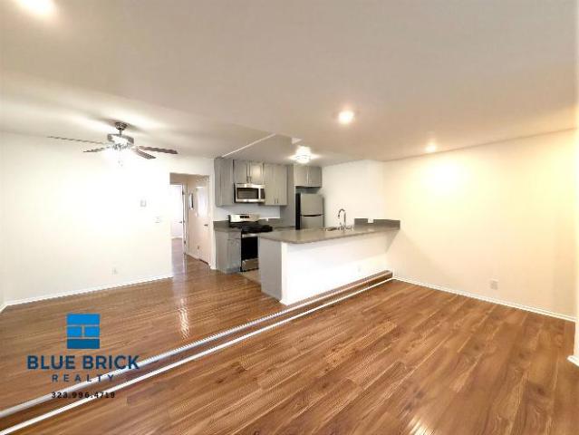 1 Br, 1 bath, Condo 6738 Independence Ave