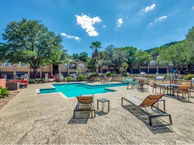 1 Br, 1 bath, Condo 6804 N Capital Of Texas Hwy