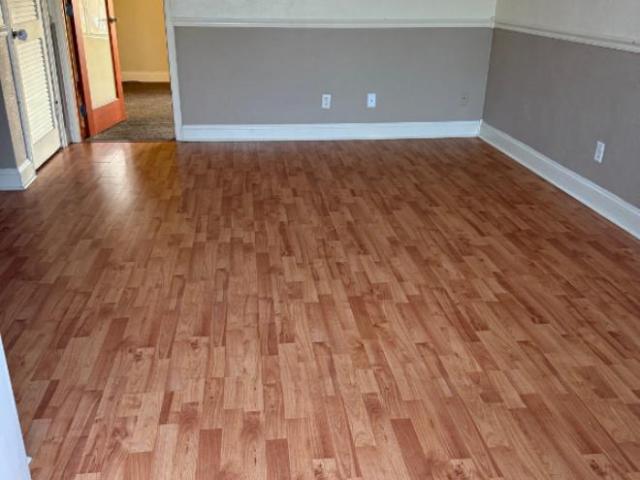 1 Br, 1 bath, Condo 6809 N Frostwood Parkway