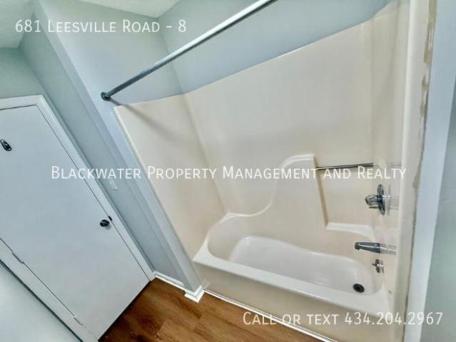 1 Br, 1 bath, Condo 681 Leesville Road