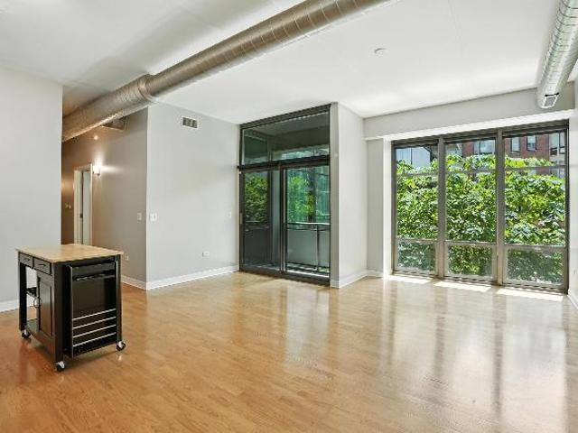 1 Br, 1 bath, Condo 684 W Wayman