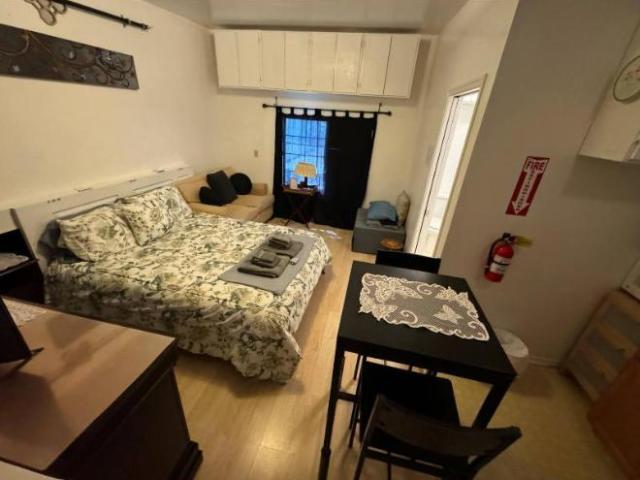 1 Br, 1 bath, Condo 688 Nebraska St