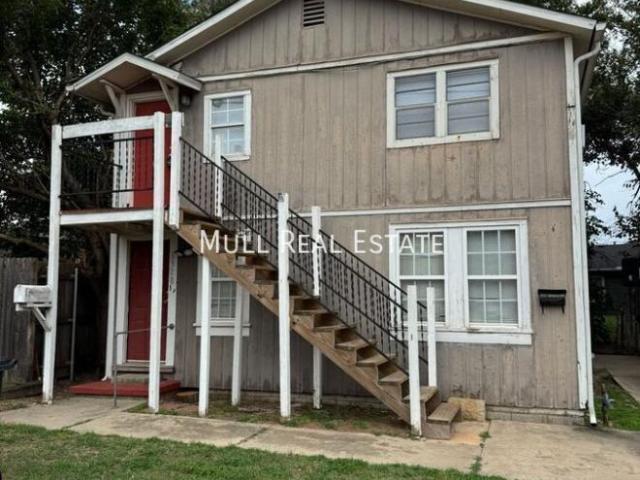 1 Br, 1 bath, Condo 6908 1/2 NW 42nd Street
