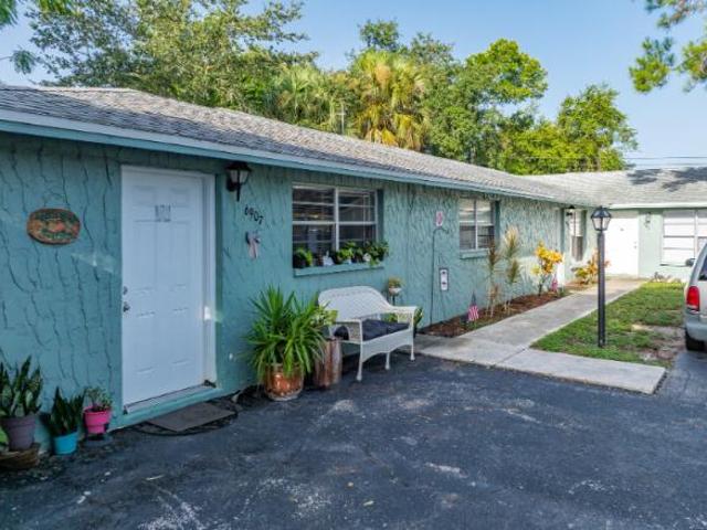 1 Br, 1 bath, Condo 6916 Julia Court