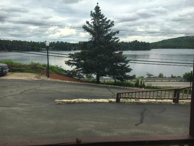 1 Br, 1 bath, Condo 693 White Mountain Highway