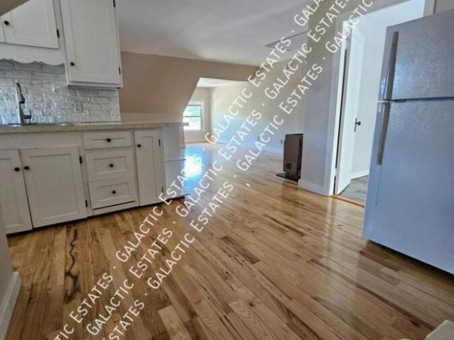 1 Br, 1 bath, Condo 696 Hevey St