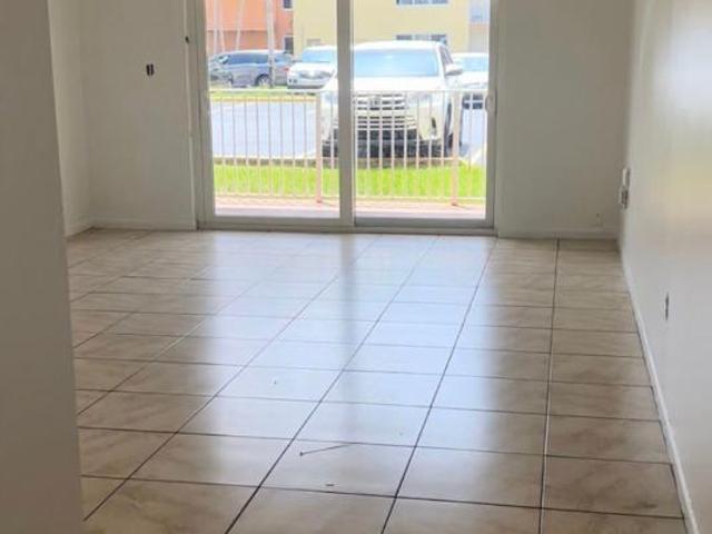 1 Br, 1 bath, Condo 6970 NW 186 St